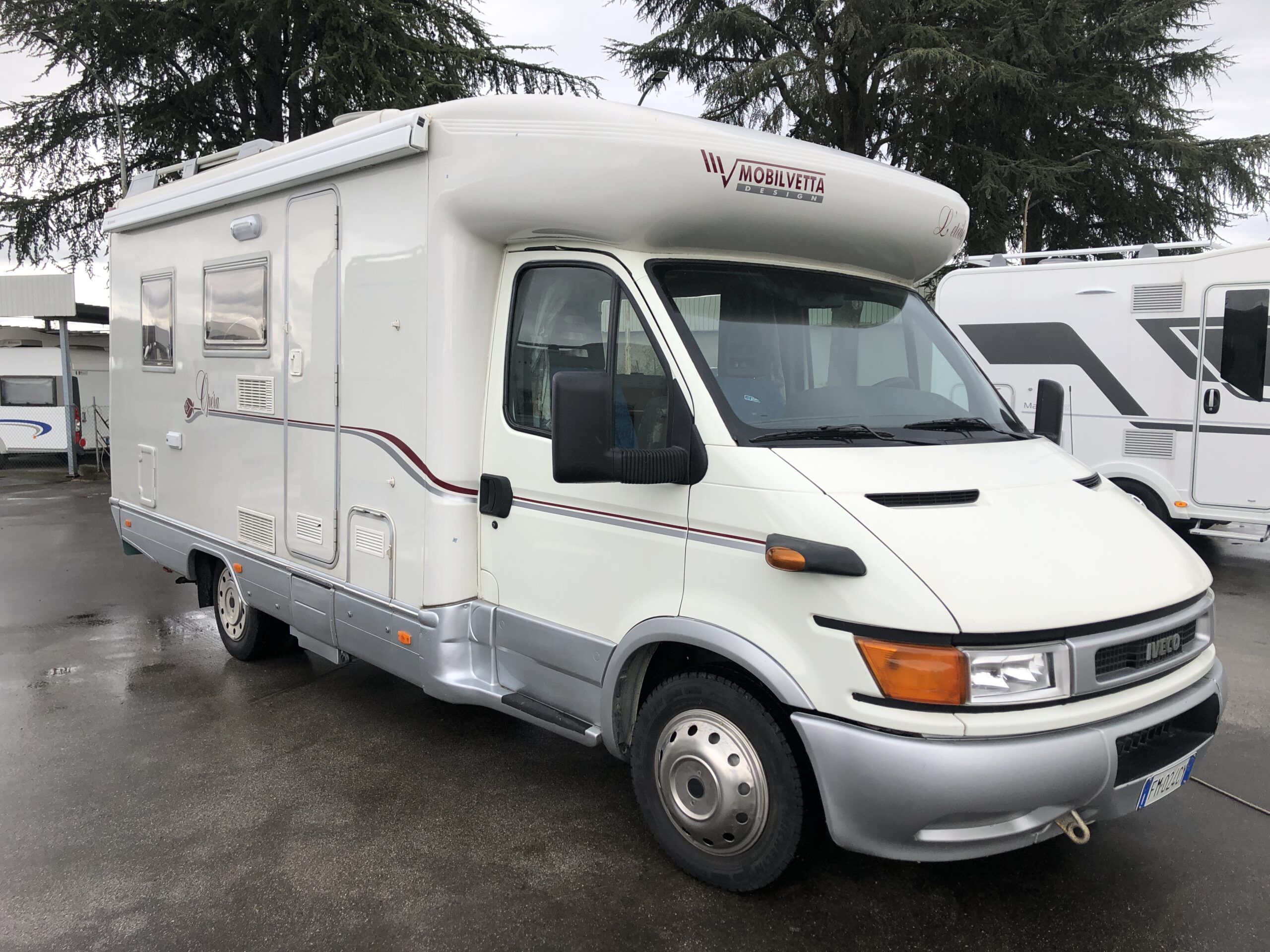 Mobilvetta Opera 4 posti letto | E7 Caravan