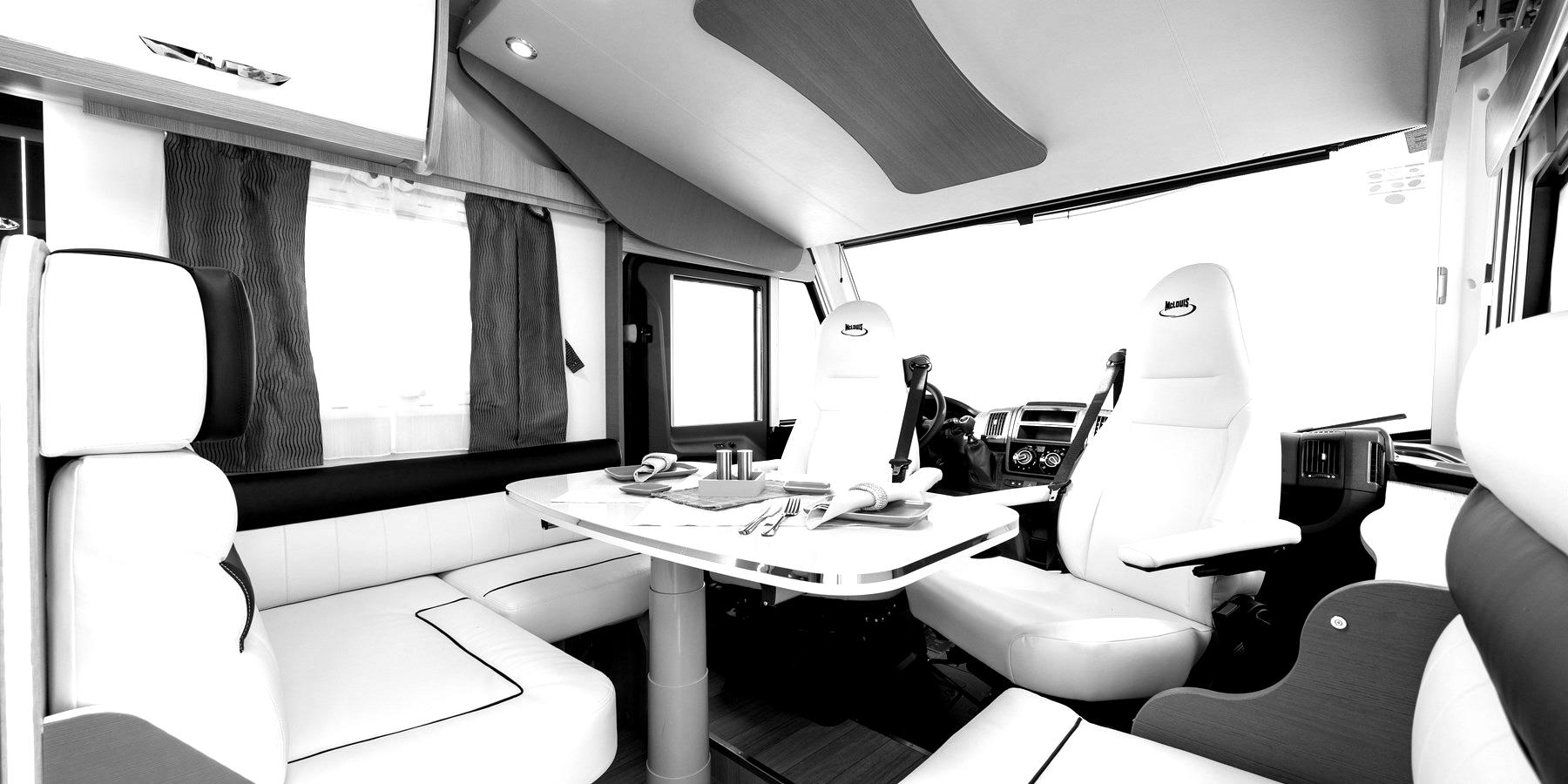 Camper Motorhome McLouis Nevis 365 - E7 Caravan