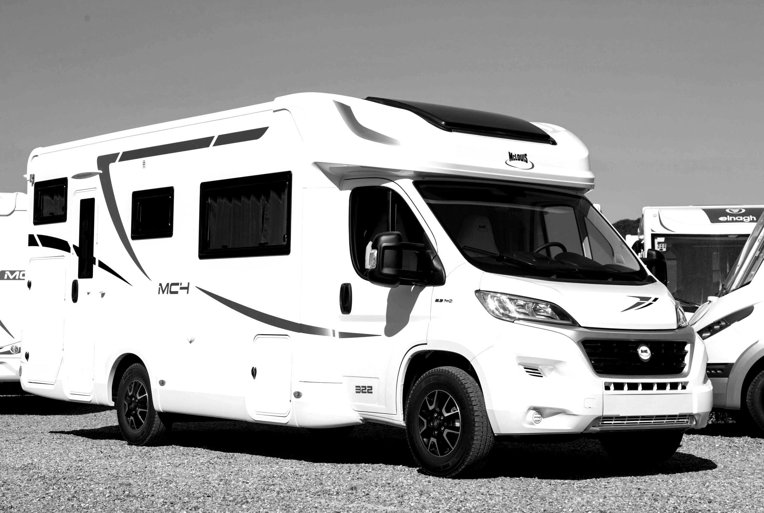 Camper semintegrale Mc Louis Mc4 322 - E7 Caravan